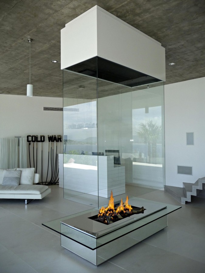 glass fireplaces - modern fireplaces - bespoke fireplaces - glass fireplace